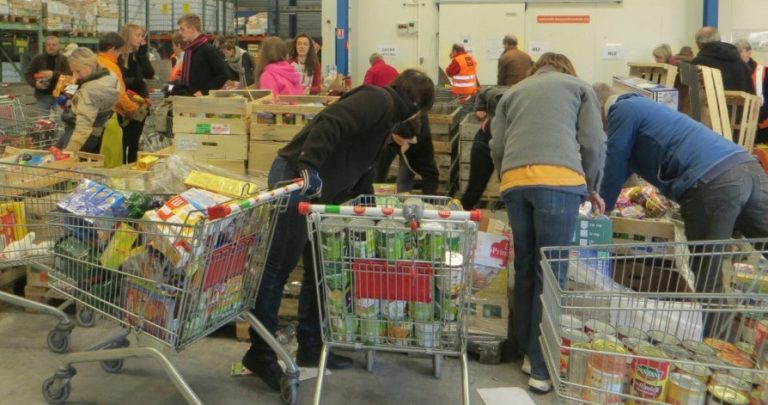 Banque Alimentaire 44 : La distribution d'aide alimentaire pour une ...